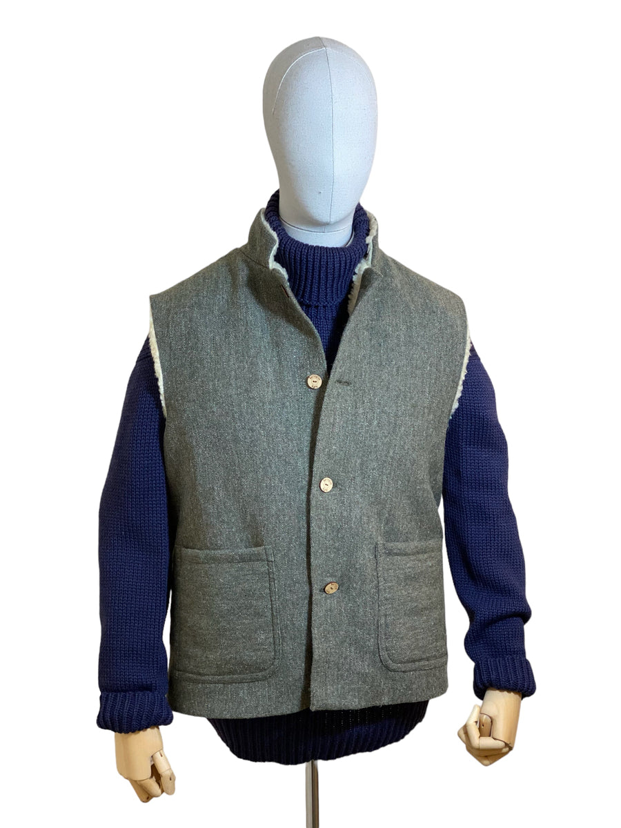 Green Donegal fleece lined gilet - L – Barrington Ayre