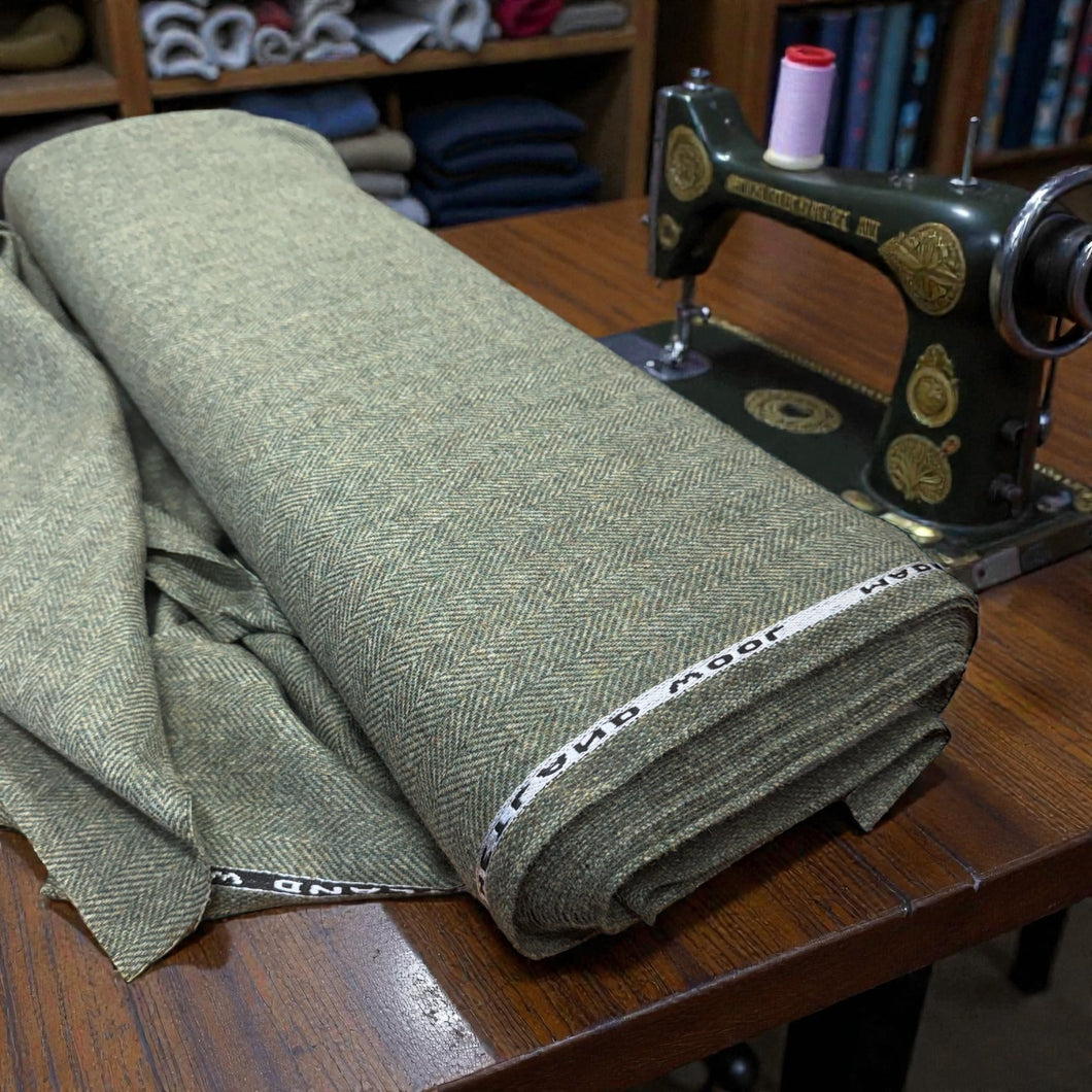 Light Green Herringbone Tweed – Barrington Ayre
